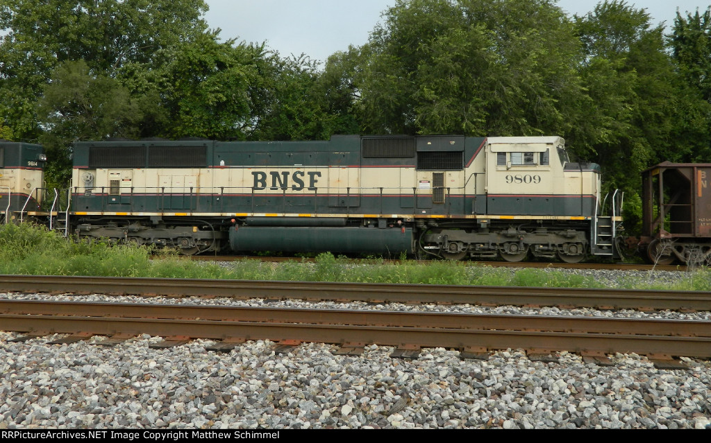 BNSF 9809